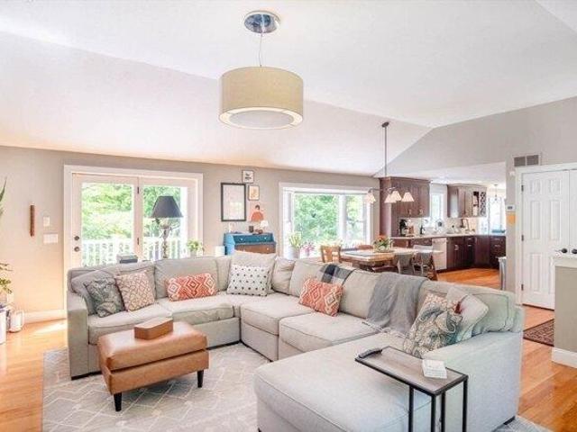 4 bedroom, East Longmeadow MA 01028 104788590