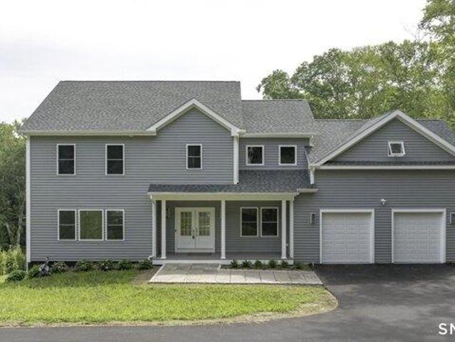 4 bedroom, East Lyme CT 06333 104444993