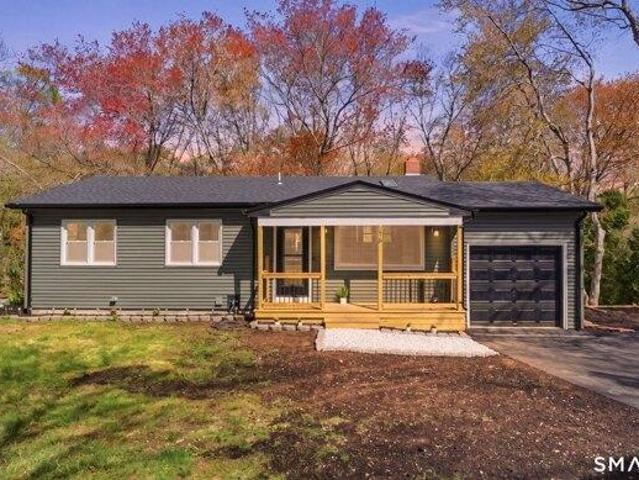 4 bedroom, East Lyme CT 06357 102445117
