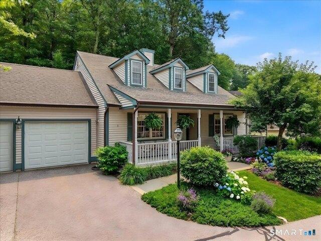 4 bedroom, East Lyme CT 06357 104835633