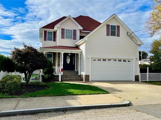 4 bedroom, East Providence RI 02914 104568790