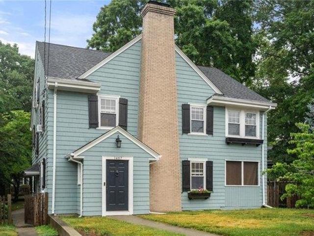 4 bedroom, East Providence RI 02916 104440365