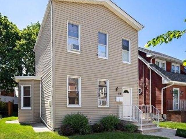 4 bedroom, East Rutherford NJ 07073 103619802