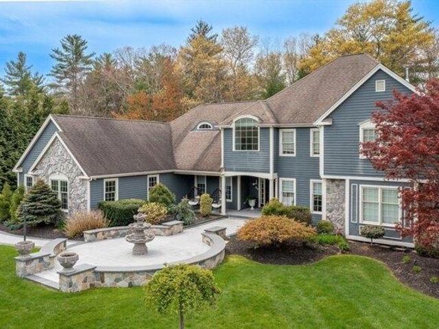 4 bedroom, Easton MA 02356 103444074