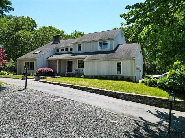 4 bedroom, Easton MA 02356 104835491