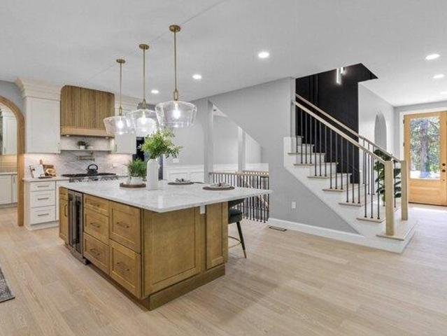 4 bedroom, Easton MA 02375 104010532