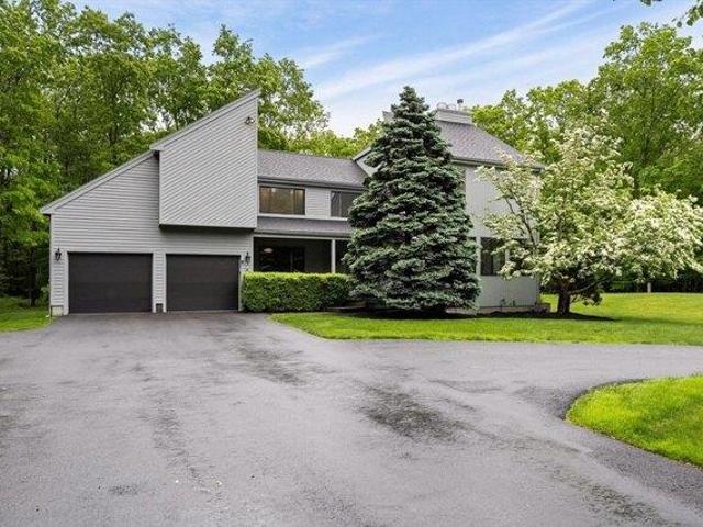 4 bedroom, Easton MA 02375 104446255