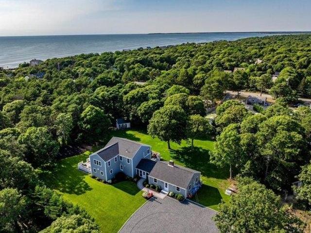 4 bedroom, Eastham MA 02642 105092274