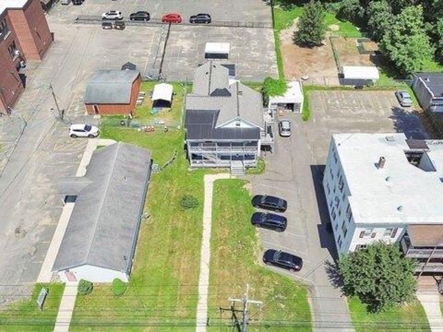 4 bedroom, Easthampton MA 01027 105112925