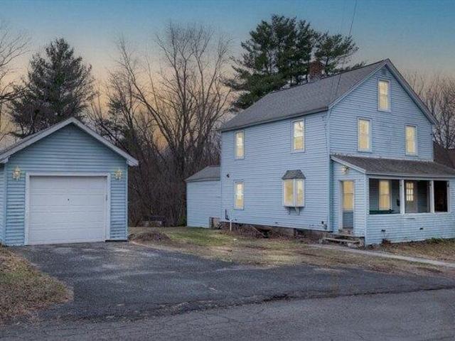 4 bedroom, Easthampton MA 01027 102372998