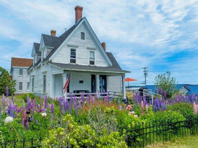 4 bedroom, Eastport ME 04631 102591629