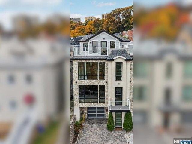4 bedroom, Edgewater NJ 07020 102586604