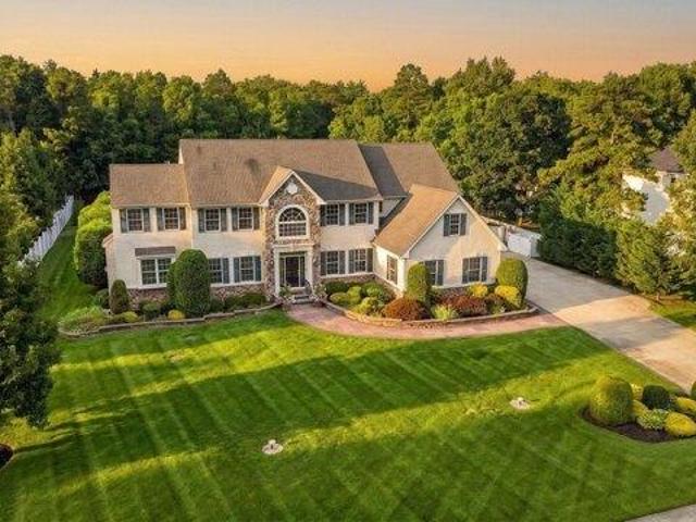 4 bedroom, Egg Harbor Township NJ 08234 105587444