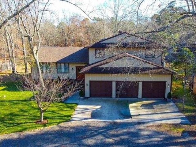 4 bedroom, Egg Harbor City NJ 08215 102564894