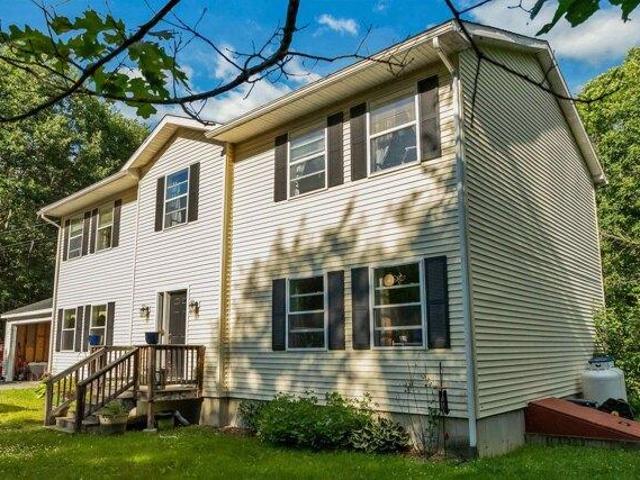 4 bedroom, Epsom NH 03234 105095467