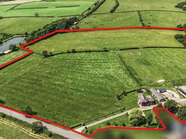 4 Bedroom Equestrian Facility Character Property