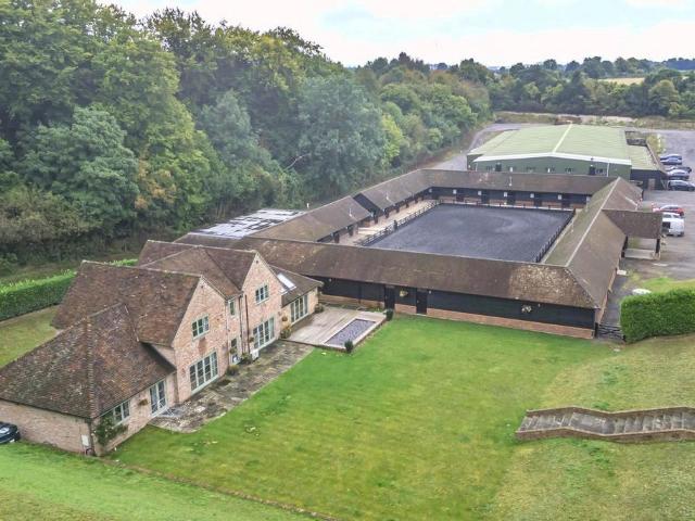 4 bedroom equestrian facility for sale