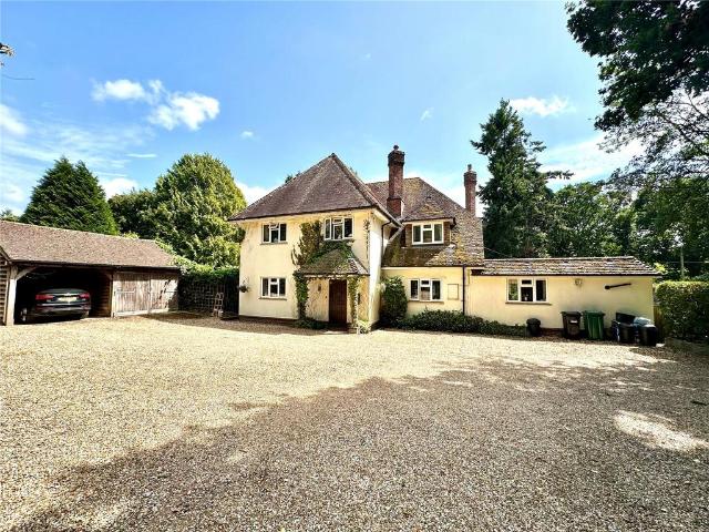 4 bedroom equestrian facility for sale