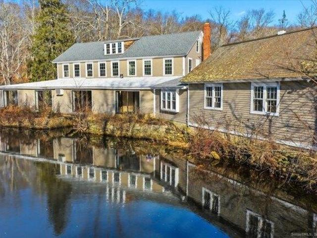 4 bedroom, Essex CT 06409 105193376