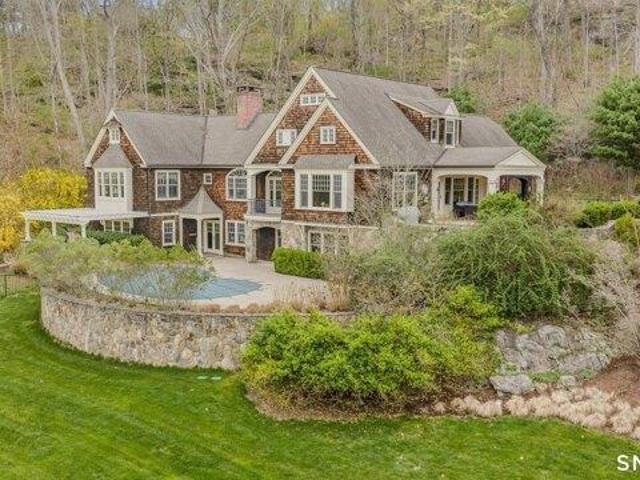 4 bedroom, Essex CT 06409 LS101632021