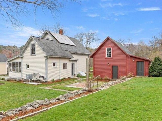 4 bedroom, Essex MA 01929 102635248