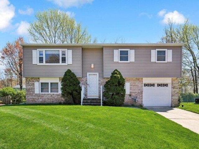 4 bedroom, Ewing NJ 08638 104899305
