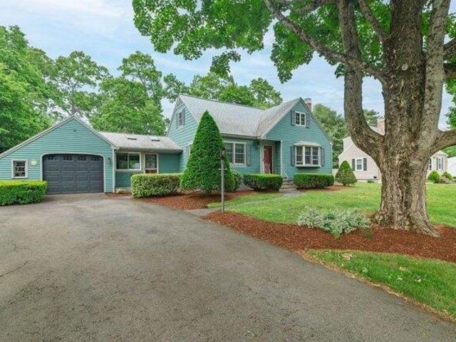 4 bedroom, Foxboro MA 02035 104543419
