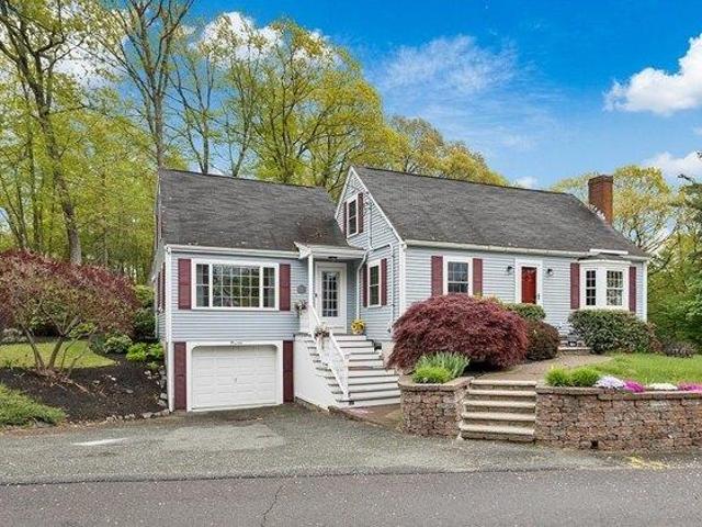4 bedroom, Foxboro MA 02035 LS102633563