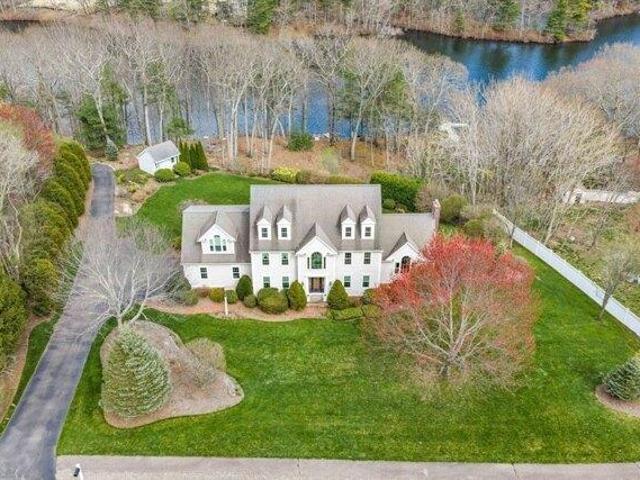 4 bedroom, Foxboro MA 02035 LS102824232