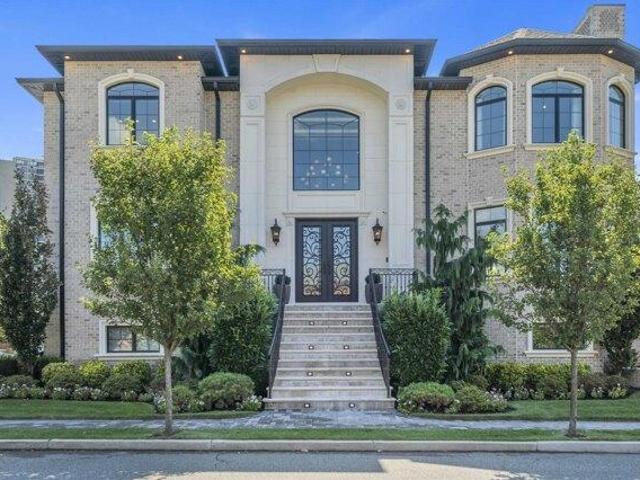 4 bedroom, Fort Lee NJ 07024 LS102258930
