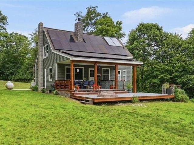 4 bedroom, Foster RI 02825 104849555