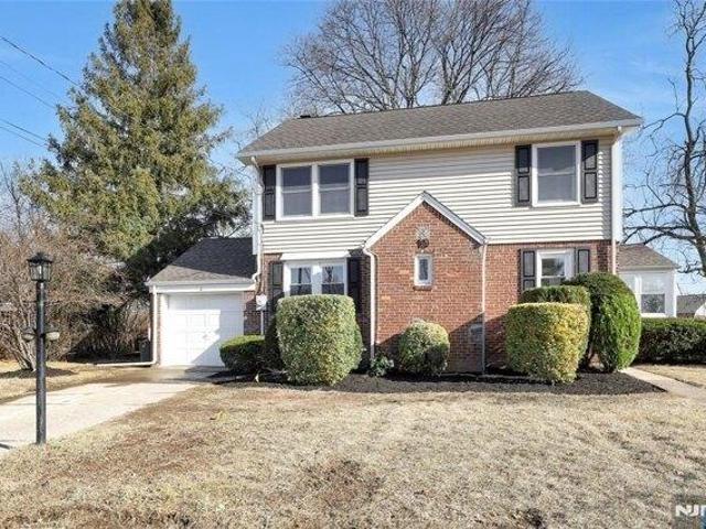 4 bedroom, Fair Lawn NJ 07410 88203052