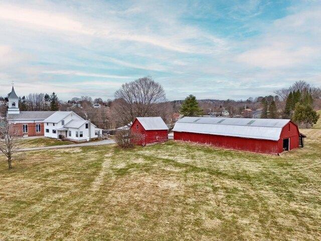 4 bedroom, Fairfax VT 05454 102216474