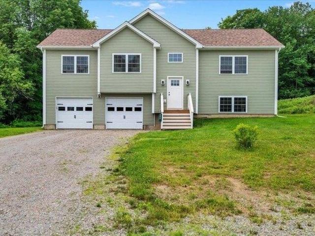 4 bedroom, Fairfax VT 05454 104715951