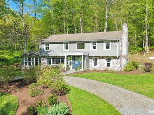 4 bedroom, Fairfield CT 06824 LS102726399