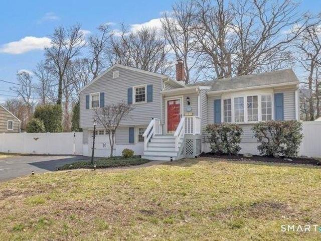 4 bedroom, Fairfield CT 06824 101897431