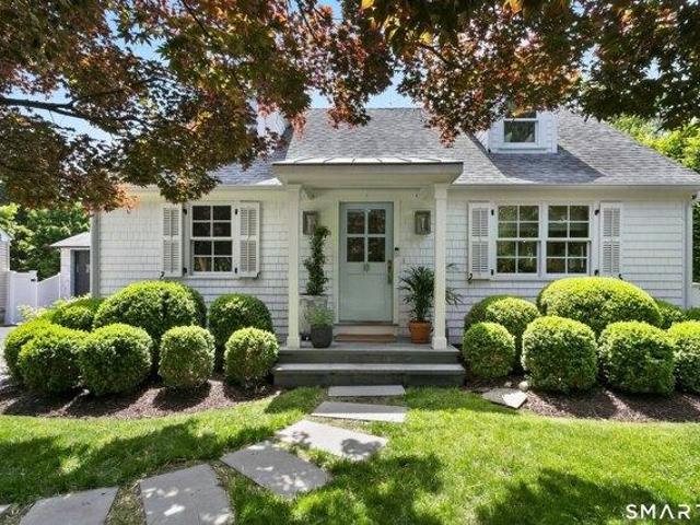 4 bedroom, Fairfield CT 06824 104440653