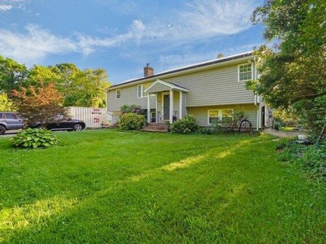 4 bedroom, Fairhaven MA 02719 104788972