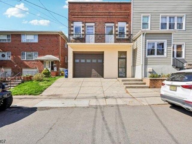 4 bedroom, Fairview NJ 07022 104762455