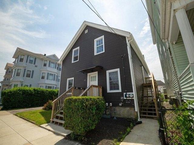 4 bedroom, Fall River MA 02723 105158514