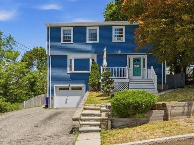 4 bedroom, Fall River MA 02720 104716619