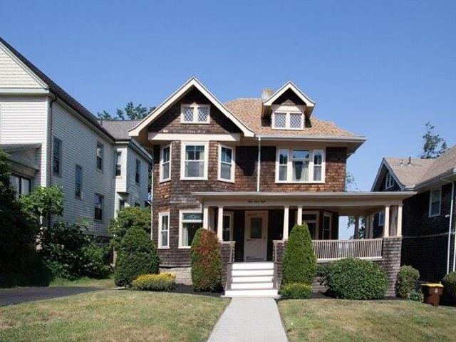 4 bedroom, Fall River MA 02720 104717034