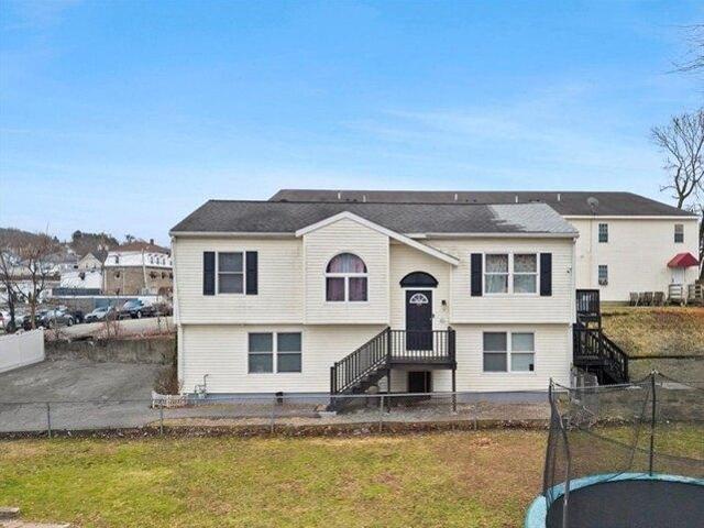 4 bedroom, Fall River MA 02720 104759392