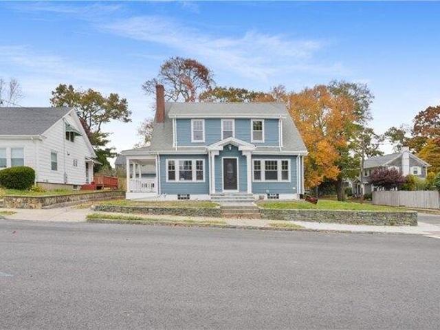 4 bedroom, Fall River MA 02720 LS101633088
