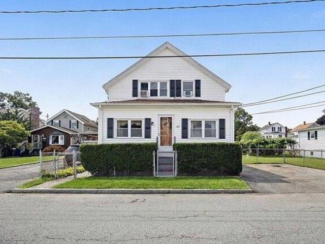 4 bedroom, Fall River MA 02721 105113191