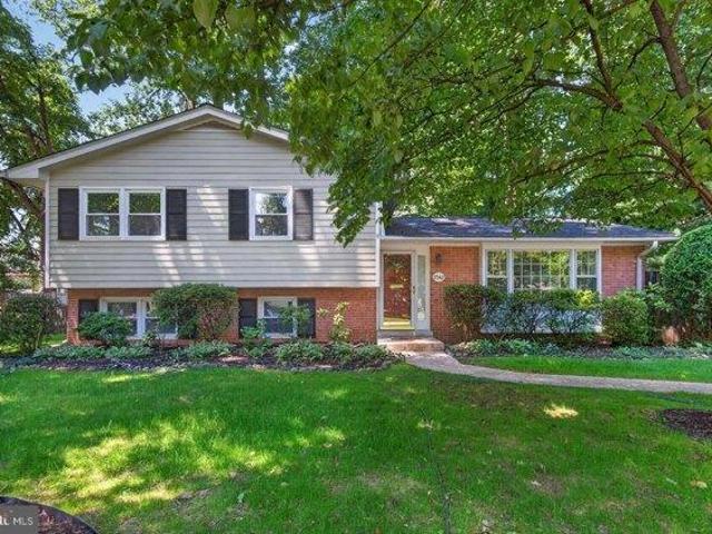 4 bedroom, Falls Church VA 22043 103624633