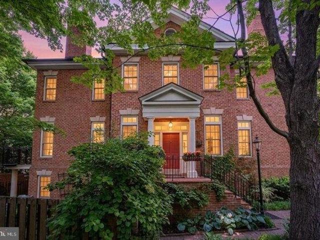 4 bedroom, Falls Church VA 22043 103625164