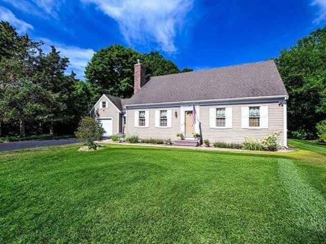 4 bedroom, Falmouth MA 02536 105060011