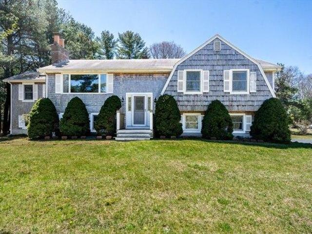 4 bedroom, Falmouth MA 02536 102369483