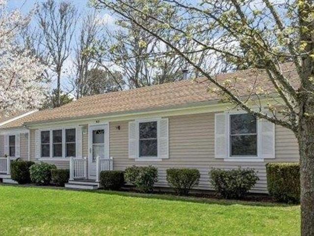 4 bedroom, Falmouth MA 02536 102370182